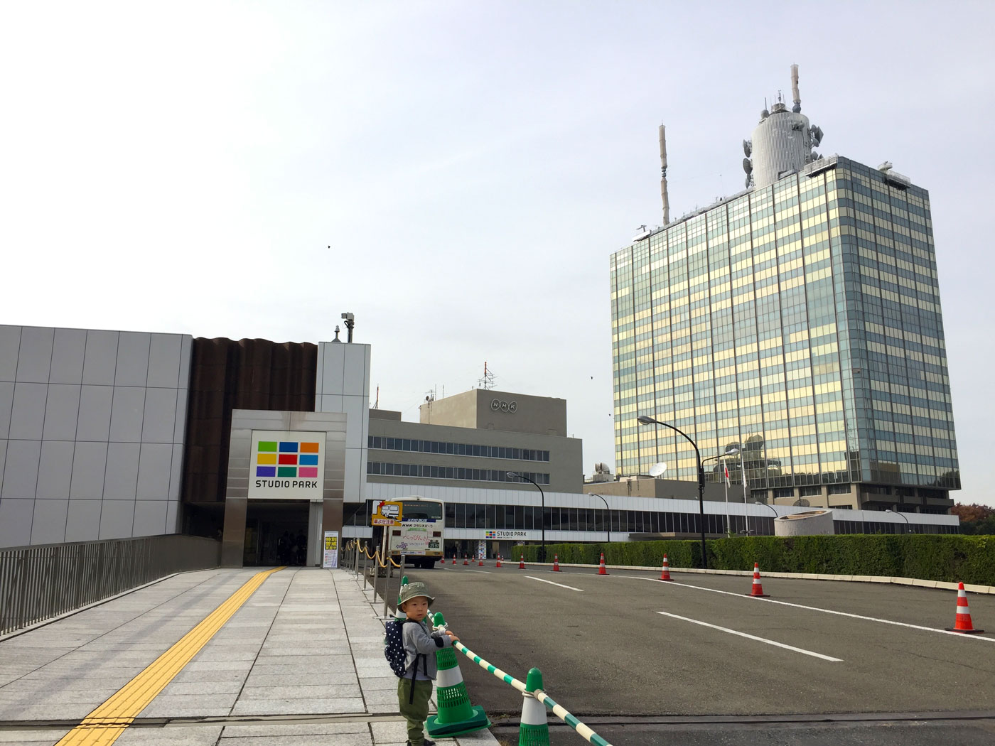 子連れの渋谷。NHKスタジオパークは、入場料金200円（こども無料）で楽しめるテーマパークだった！ | パパやる